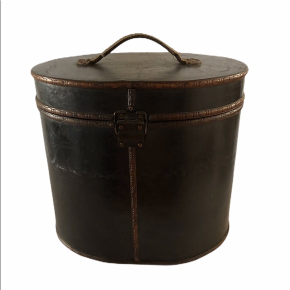 off saks | Storage & Organization | Off 5th Ave Large Black Leather ...